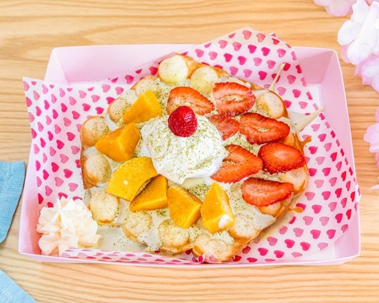 Matcha Bubble Waffle | Sakura Desserts